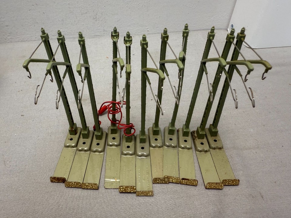 Märklin HO Scale 7010 Catenary Feeder Masts (53) & Catenary Mast Towers ...