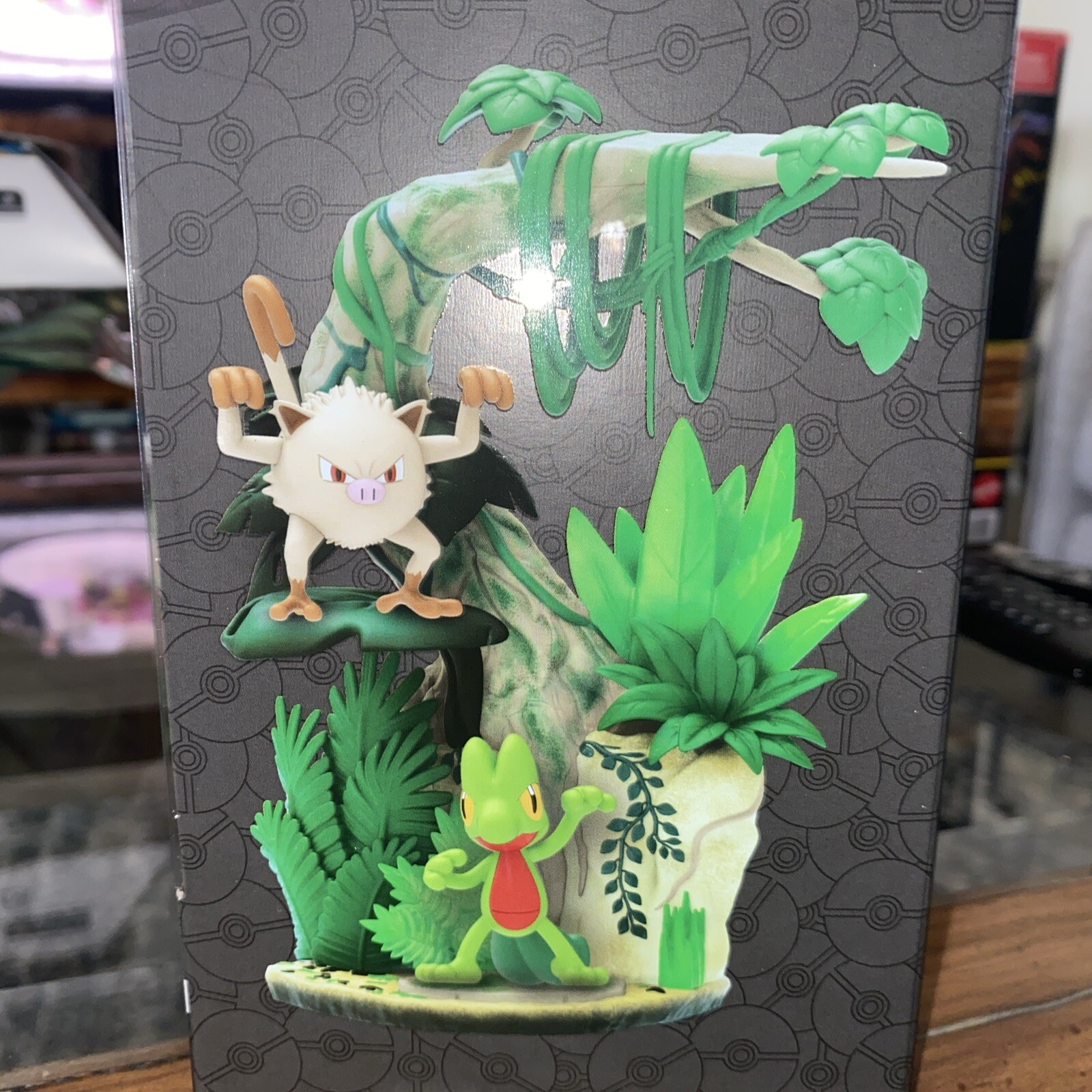 Pokémon Select Jungle Environment Display with Mankey and Treecko Mini ...