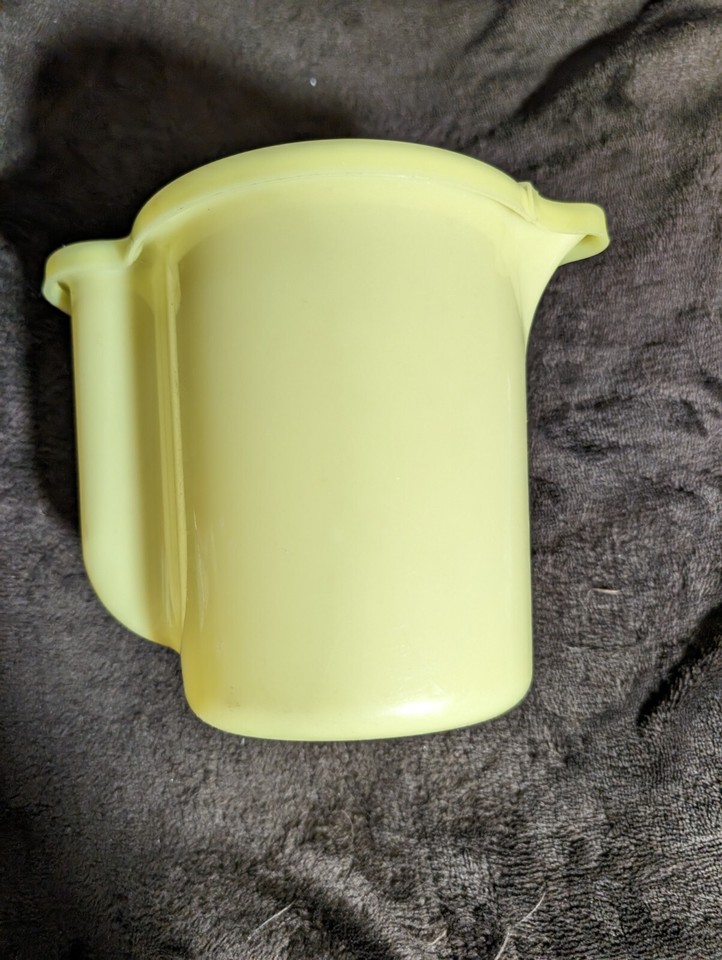Yellow Tupperware Creamer Pour & Store STORAGE CONTAINER #131-2 + LID ...