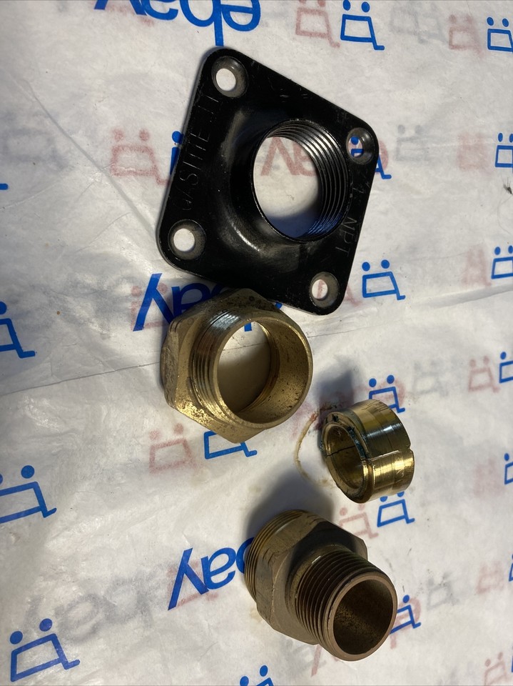 Gastite FLASHSHIELD 1" TERMINATION FITTING with Flange to 1" Male NPT ...