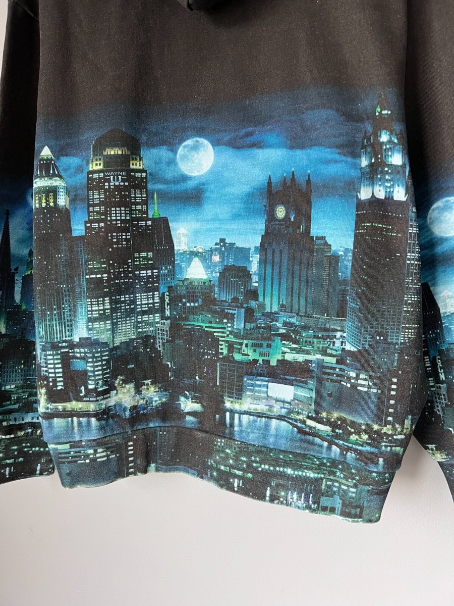 Kith Batman Gotham Vintage Nelson Hoodie - Size XL - Black Kith Batman Gotham Vintage Nelson Hoodie - Size XL - Black