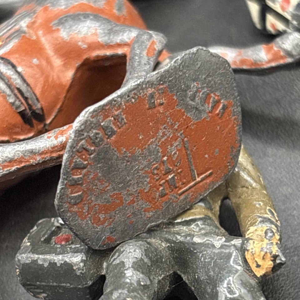 ANTIQUE LEAD TOY SOLDIERS Approx 1kg TIMPO BRITAINS Job Lot Various ...