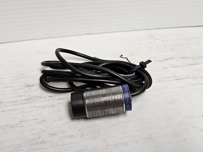 TELEMECANIQUE INDUCTIVE PROXIMITY SENSOR XS 2M30MA230H4 (MISSING ...