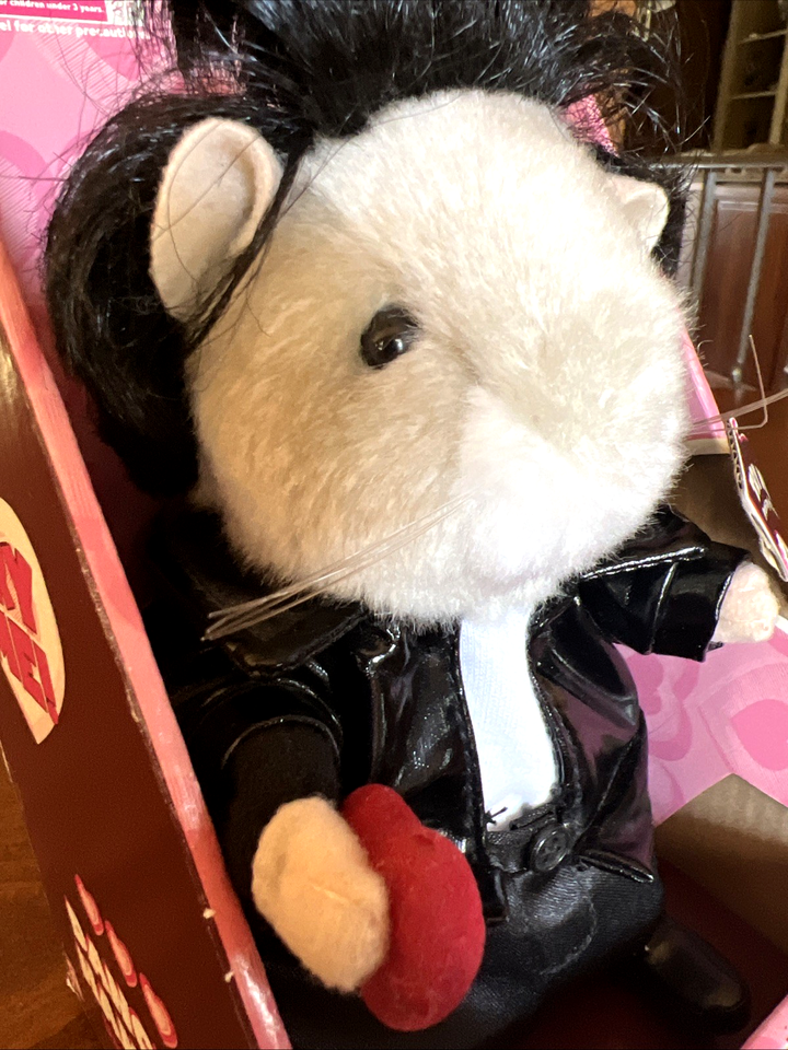 Dancing Singing Hamster Romancin' “You really got me" - See Video ...