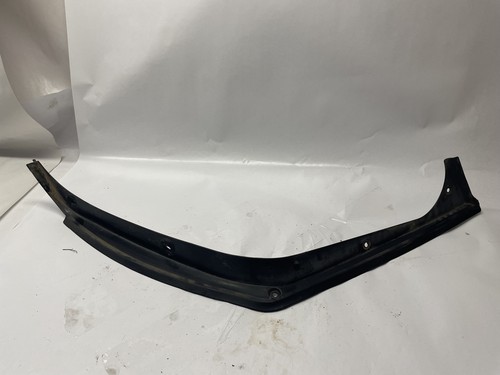 2012 MERCEDES-BENZ C W204 Rear Tailgate Right Side Drip Rail Trim ...