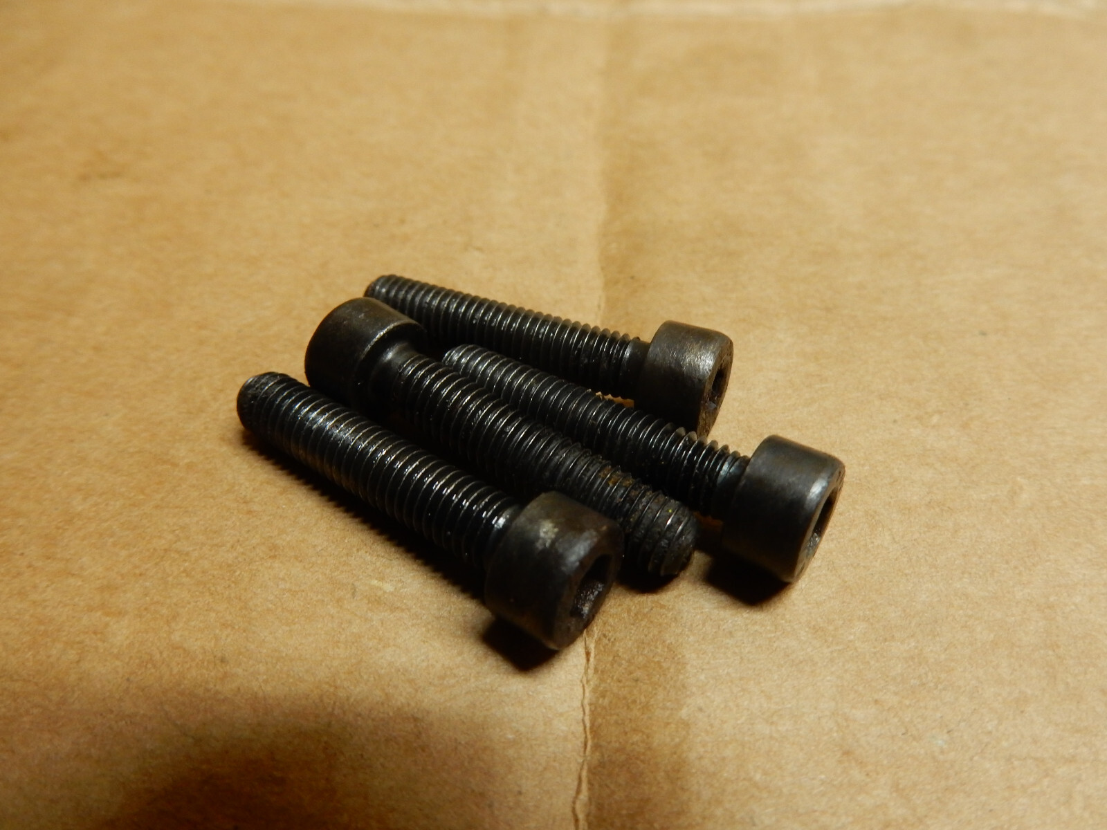 Genuine Husqvarna 372XP 365 371 362 390XP 385 Cylinder Screws Bolts ...