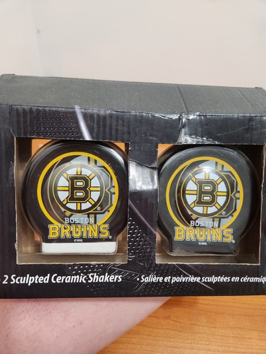 NHL Official Merchandise Boston Bruins Ceramic Puck Salt & Pepper ...