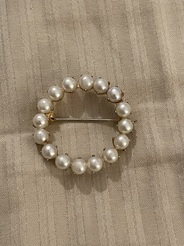 Vintage Gold Color Round Brooch Pin with Round White Pearls | eBay