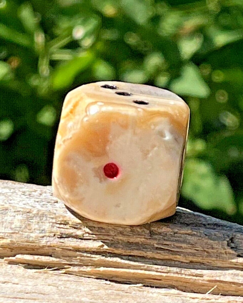 3/4" Green Onyx Dice Strength Stamina Luck Hand-Carved Stone Carving ...
