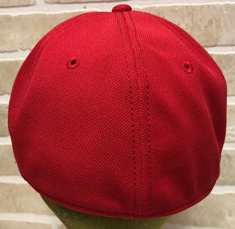 Under Armour UA Red 4 Way Stretch Hat Cap Fitted Size Medium ...