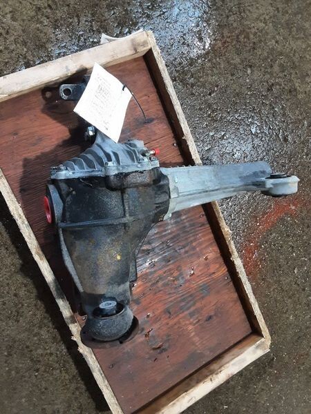 2006-2010 Jeep Commander Front Axle Differential Carrier Assembly 3.73 ...