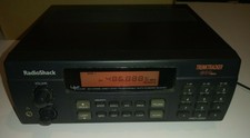 RadioShack Pro-2050 TrunkTracker 300 Channel Police Fire EMS Scanner ...