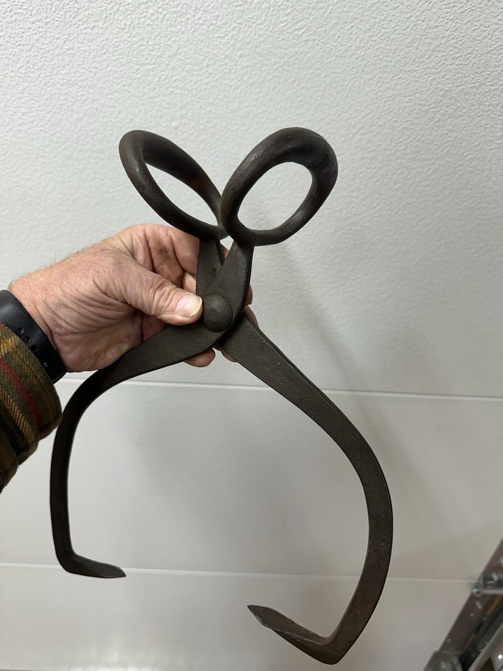 OLD ANTIQUE CLIFFORD WOOD HUDSON N. Y. PRIMITIVE IRON ICE TONGS #540 ...