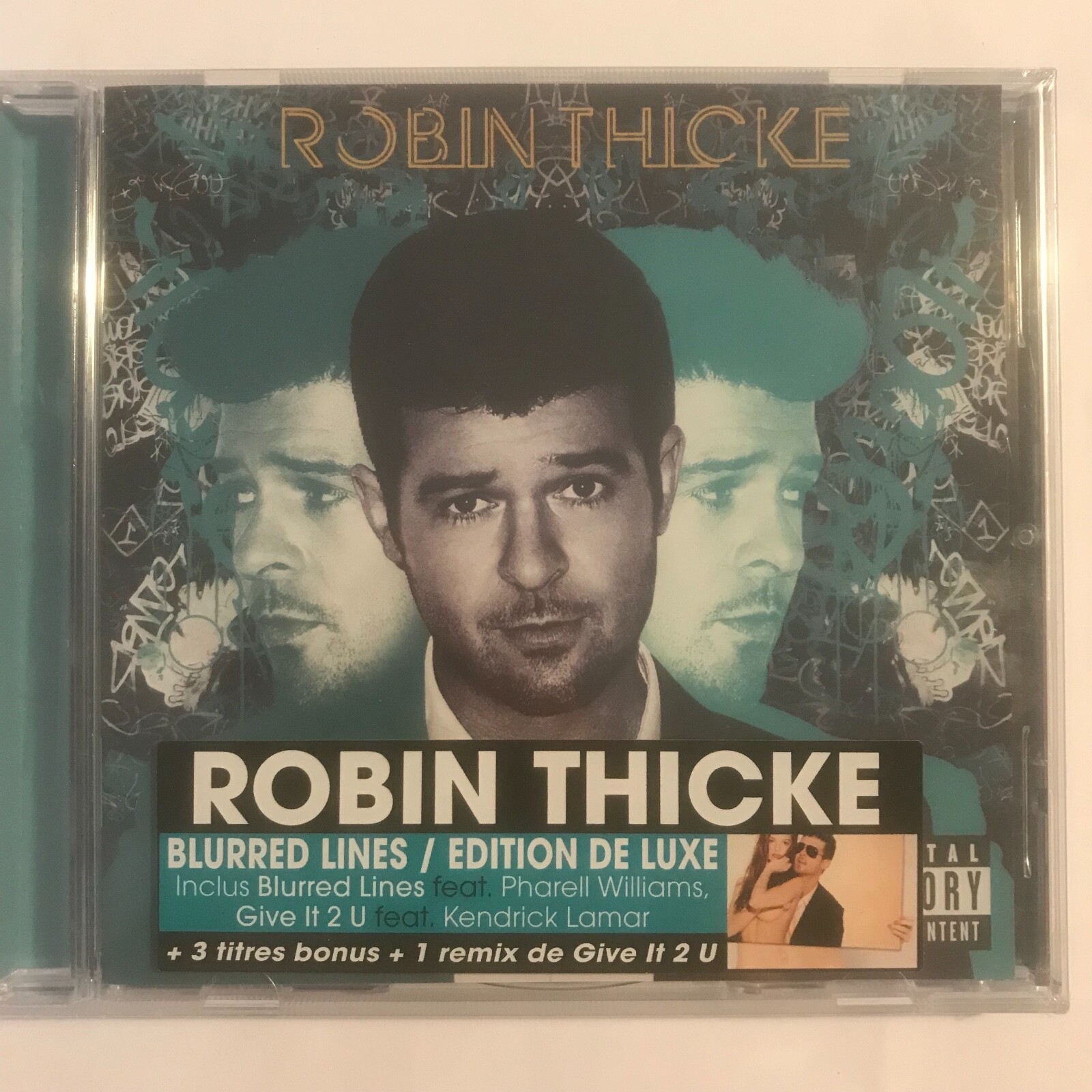 Robin Thicke Blurred Lines Deluxe Album Cover