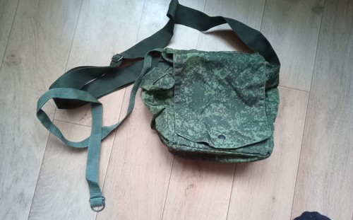 Rusarmy gas mask bag signed | eBay