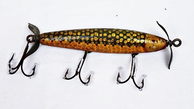 Heddon - Shiner Scale