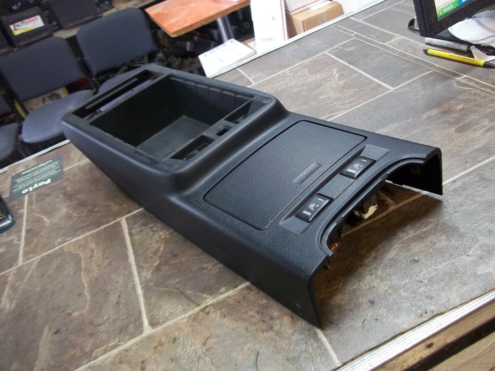 03 04 05 06 INFINITI G35 FLOOR CENTER CONSOLE ASSEMBLY W/ HEATED SEATS ...