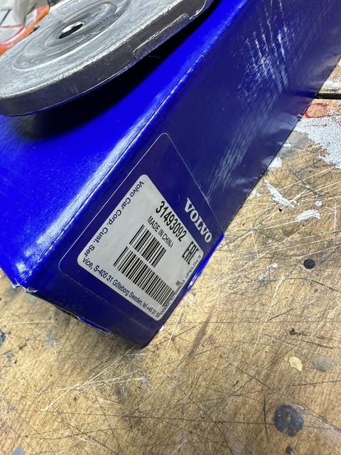 Volvo 31493092 Engine Timing Belt Idler for sale online | eBay