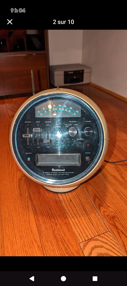 Vintage Fleetwood Weltron 2001 8 Track Player Radio White Space Ball AM ...