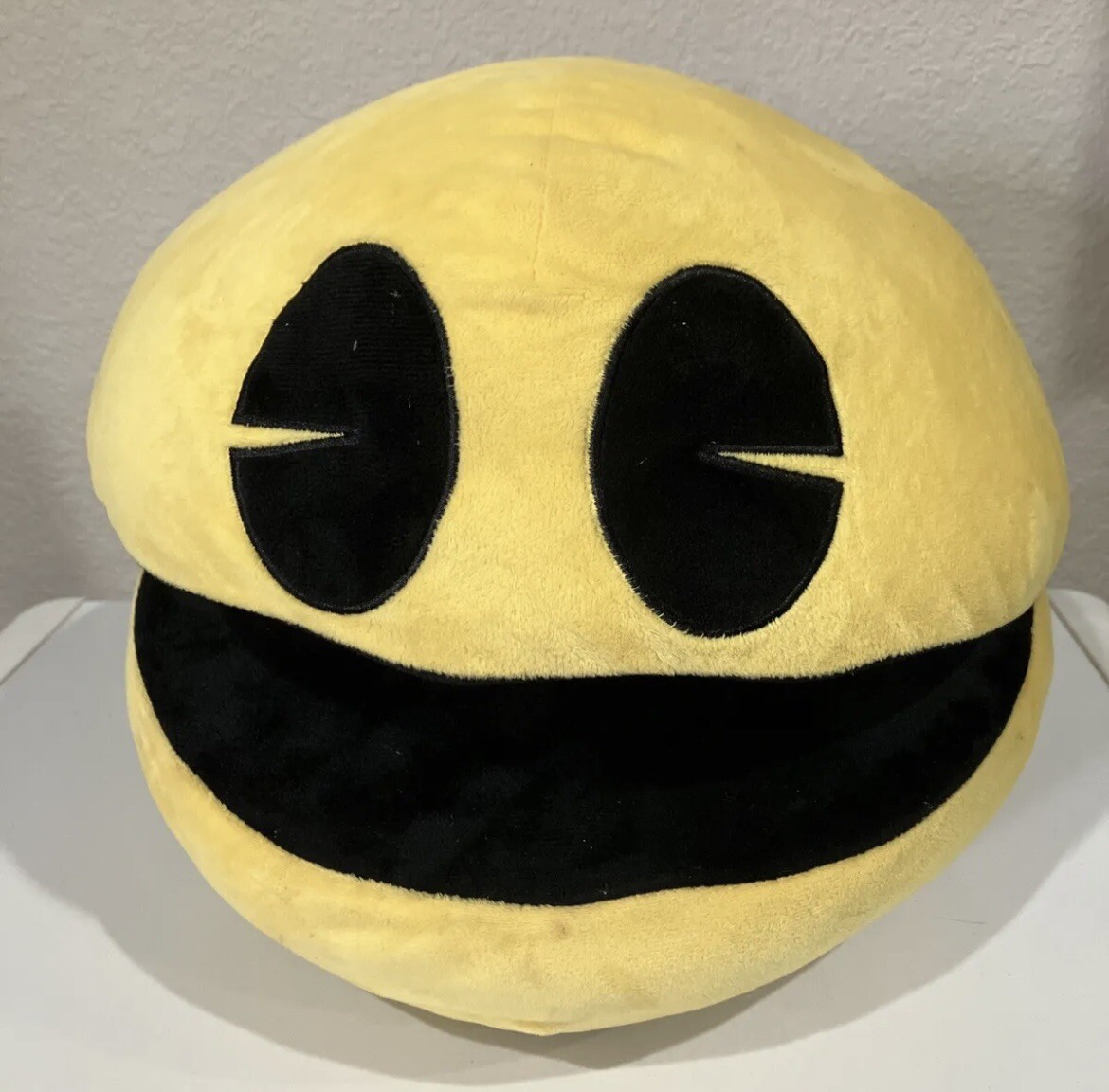 From The Texas 2020 Lottery Yellow and Black PAC-MAN Plush | eBay