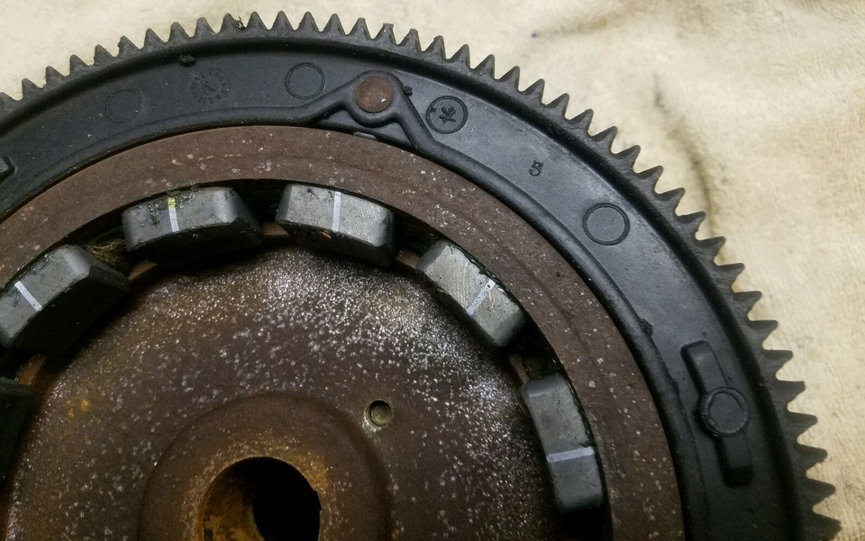 Briggs & Stratton INTEK V-TWIN Flywheel, Fan and Screen 691053 445777 ...