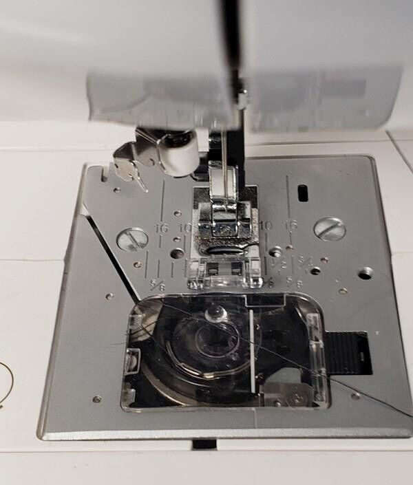 Singer 70th Anniversary Limited Edition Sewing Machine W/Case & Acc | eBay