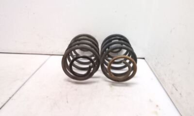 Jeep LJ Wrangler Unlimited Stock Rear Coil Springs 2004-2006 137677 | eBay