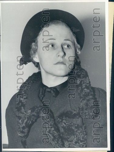 1936 Mrs Christine Fitzpatrick Brought Suit to Mrs Thelma Clark Press ...