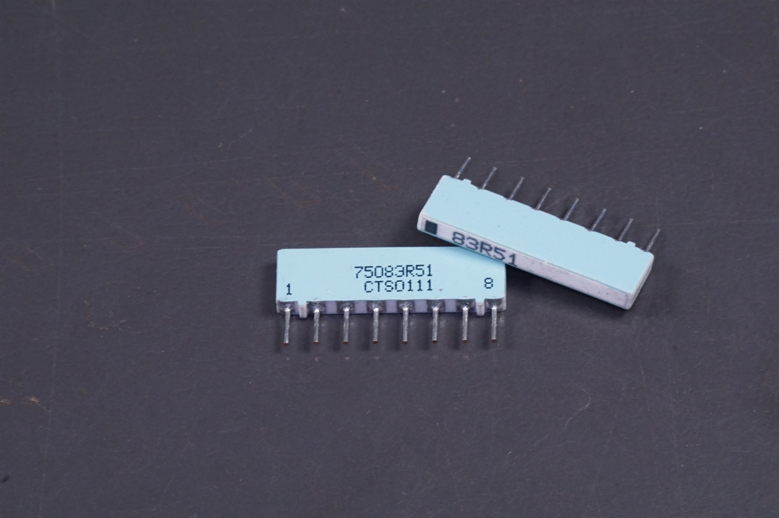 Lot of 2 750-83-R51 CTS Resistor Network 4 Elmt Iso 51 Ohm 2% 2.1W 8 ...