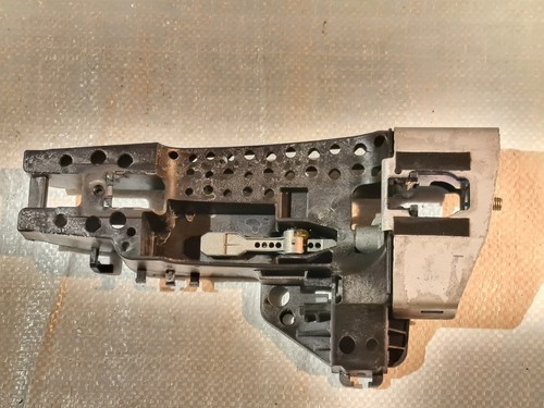 4H1837885 Türgriff Gestell Griff Halter Vorne Links Audi A6 A7 4G | eBay.de