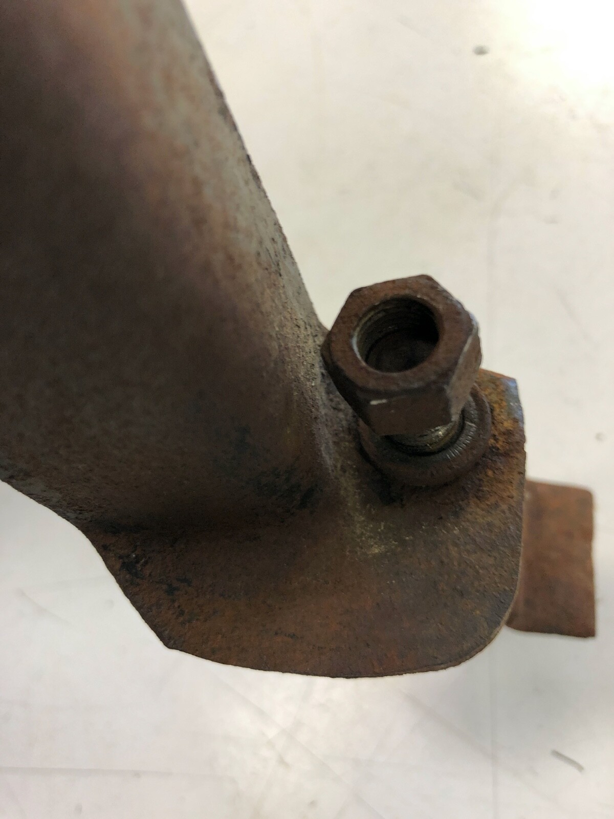 FORD MODEL A BATTERY BOX HOLDER W/ MOUNTING BOLTS #771 | eBay