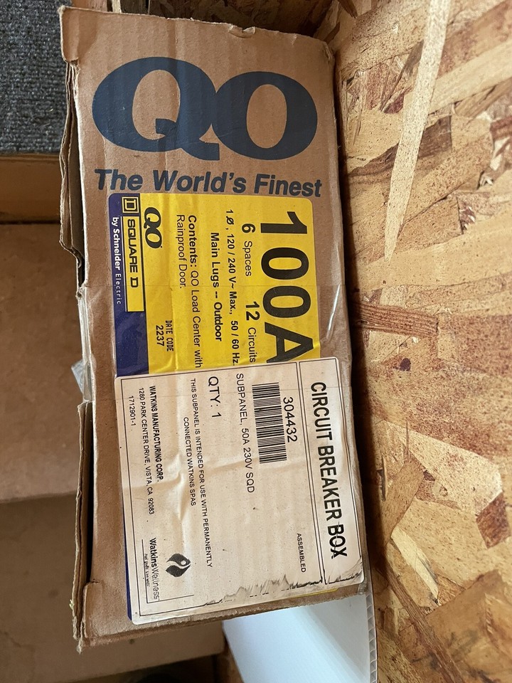 Qo Circuit Breaker Box (new In Box). 100A 120/240 V Max. Watkins Spas ...