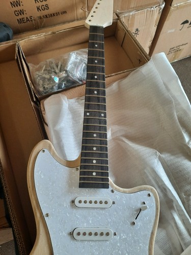 MAKE YOUR OWN JAG/JAZZMASTER ELECTRIC GUITAR-DIY KIT-PARTS INCLUDED | eBay