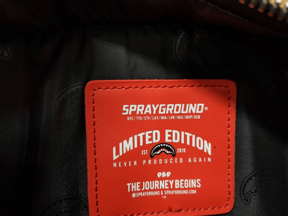 RARE LIMITED EDITION SPRAYGROUND ALIEN RICH CROSSBODY NWT MINOR DEFECT ...