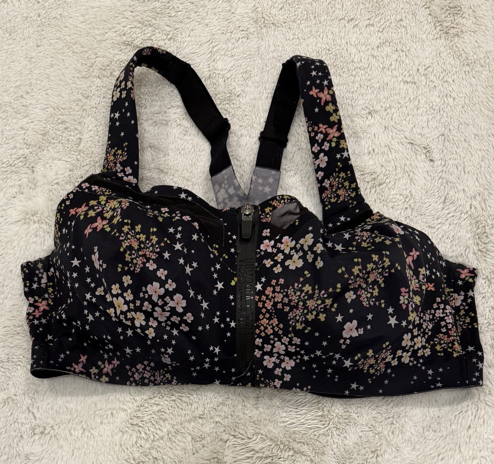 **Victoria’s Secret Knockout Ultra Max Front-Zip Spor… - Gem