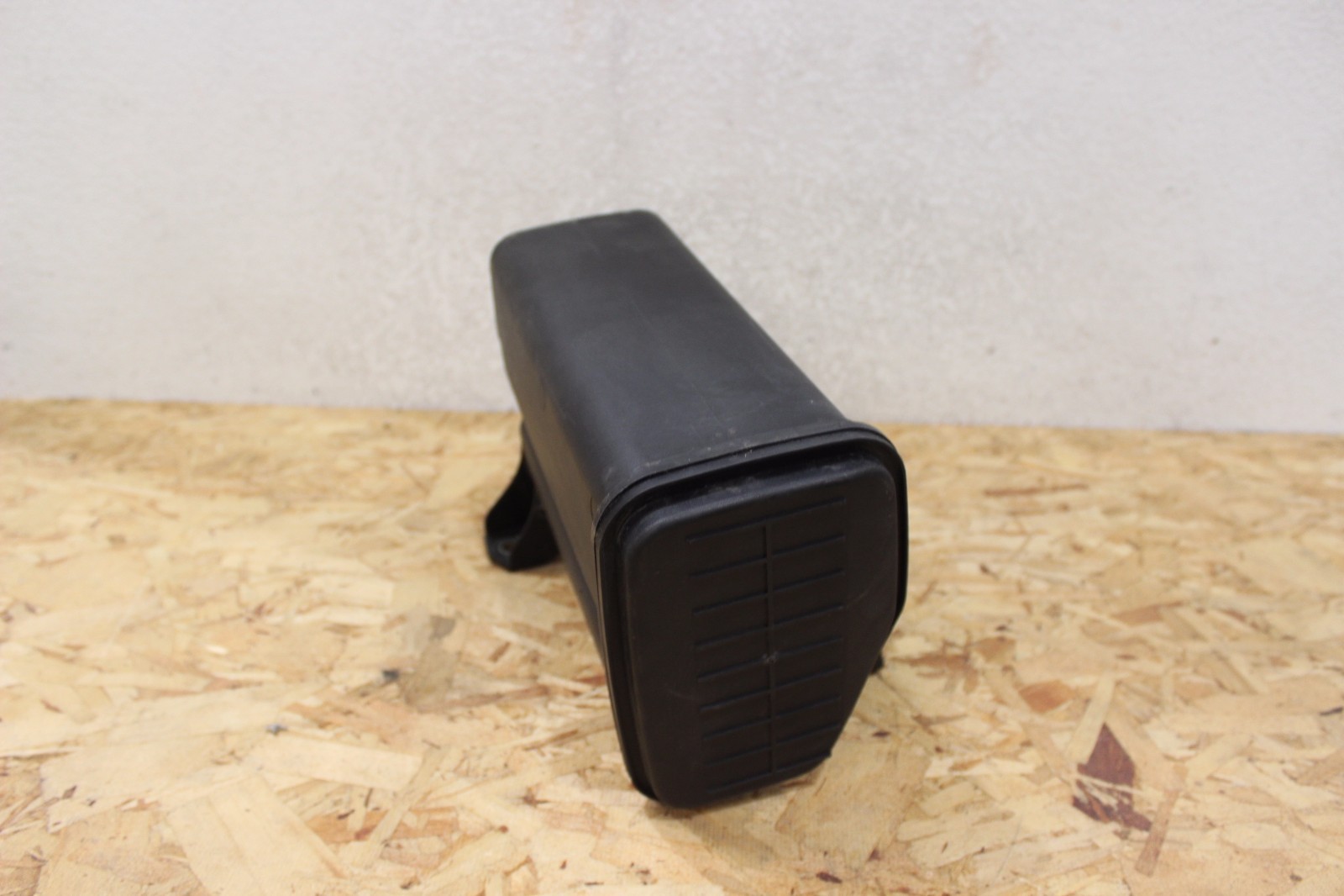 L0835 2006-2009 Land Rover Range Rover Evaporator Vapor Charcoal ...