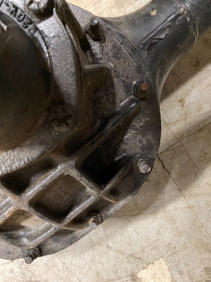 Ford 8 inch rear end with original center section | eBay