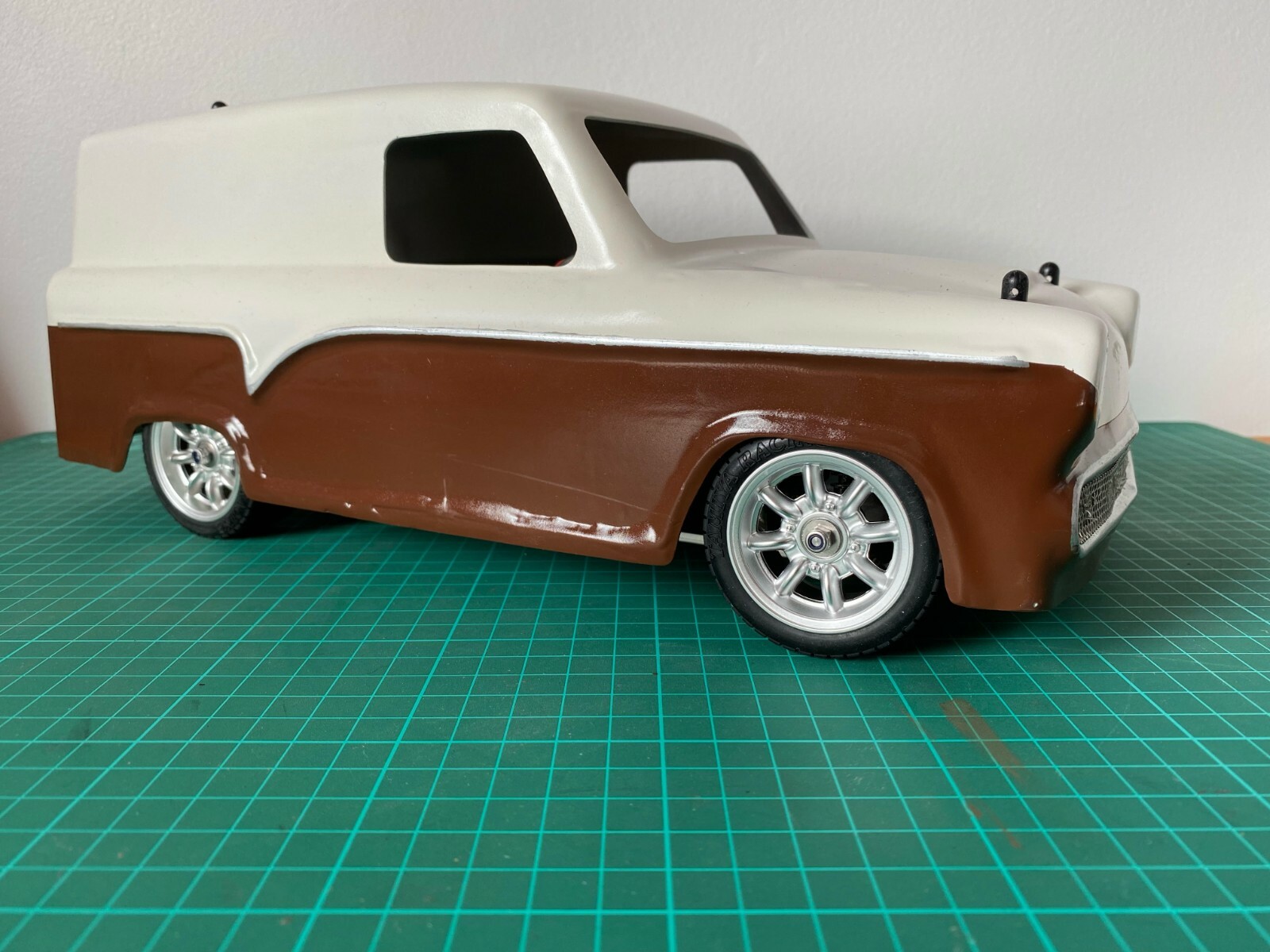 Kamtec A60 Van Banger body ABS plastic RC Racing 600 | eBay UK