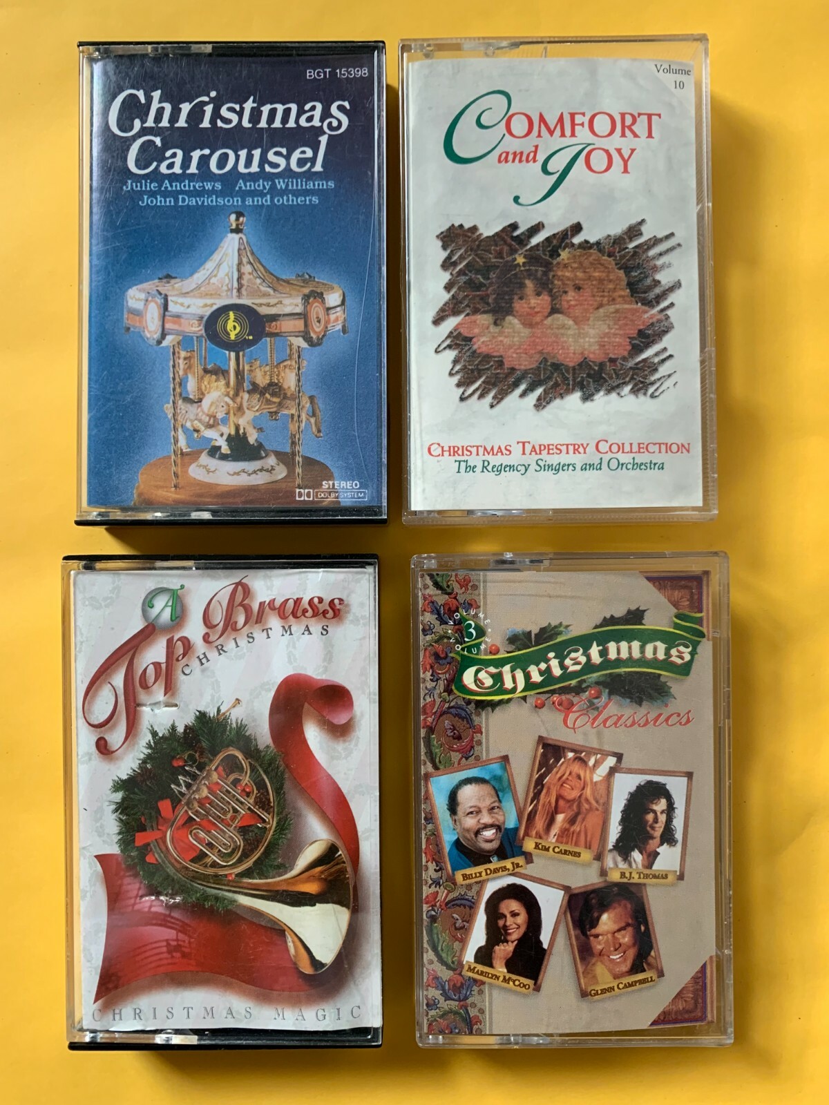 (Lot of 4) Christmas Cassette Tapes - - Various Artists ~~~~~~~~ TESTED ...
