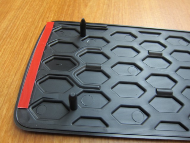 "Running Board Step Pad-ST, VIN: T, 149.3" WB Mopar 68370265AA" for ...