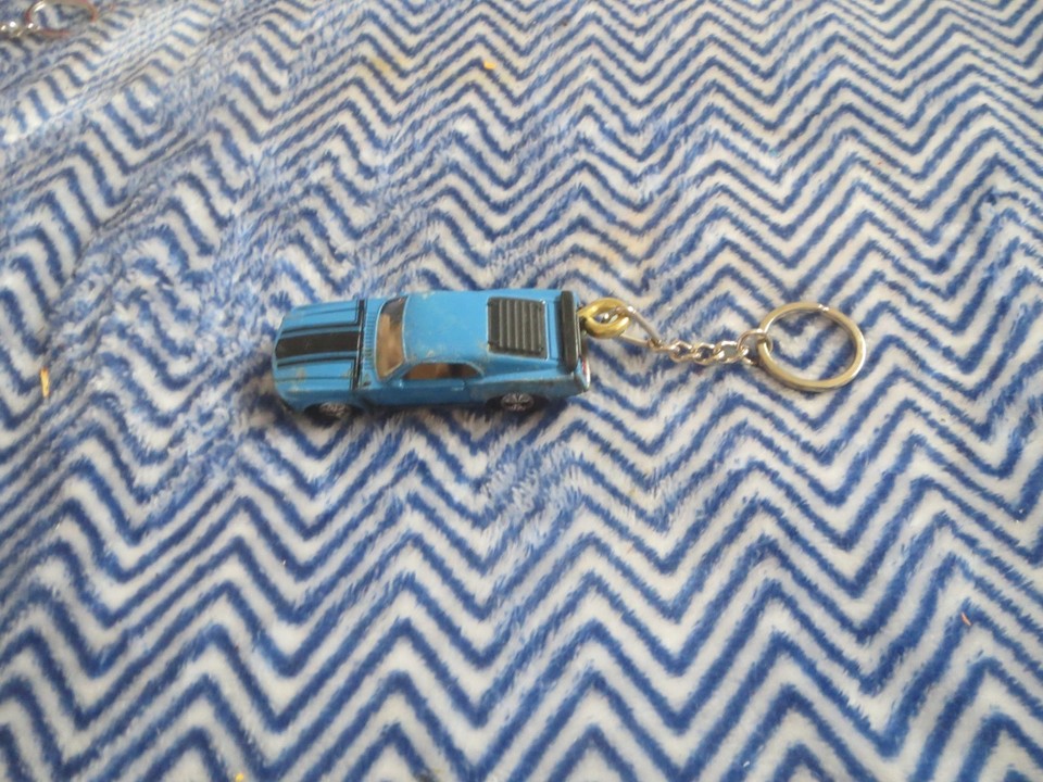 1970 FORD MUSTANG BOSS 302 DIECAST MODEL TOY KEYCHAIN UNRESTORED ...