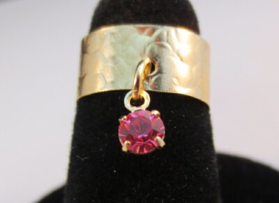 14 KT GOLDPLATIERTER HAMMERED TOE RING MIT EINER ROSE (OKTOBER ...