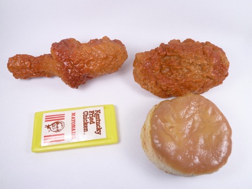 Vtg 1987 Kentucky Fried Chicken Play Food KFC Lunch Dinner Biscuit ...