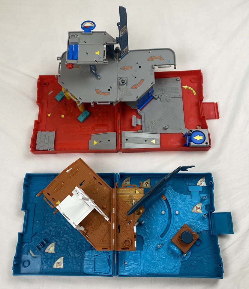 2007 Matchbox Fold Up Play Set Lot Of 2 - Shark Attack Kids&24 Hour ...