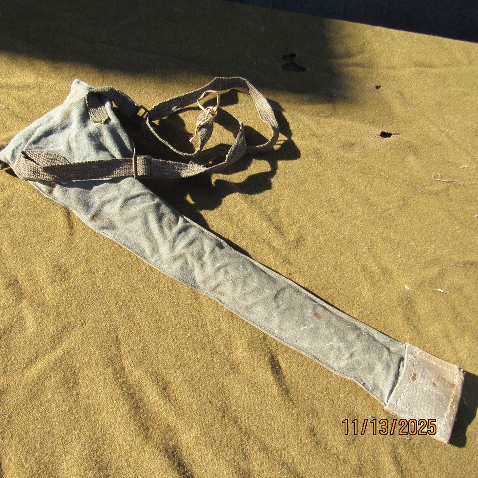 ORIGINAL WW2 GERMAN MINE FIELD MARKER SET W/ 8 SKULL FLAGS & Yellow ...