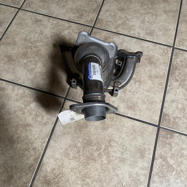 Catalytic Converter with Integrated Exhaust Manifold Upper,Rear Mopar ...