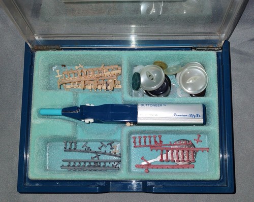 Vintage Lot Of 60 Sewing Collectibles Sewing Box Thread Needles ...