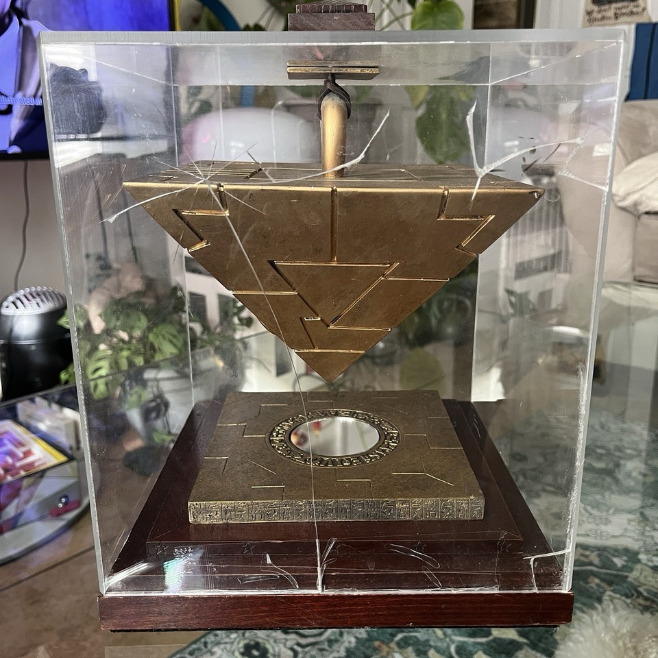 VERY RARE Yu-Gi-Oh Millennium Puzzle Champion Trophy Konami Duelist ...