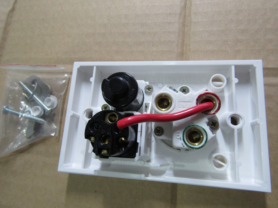 HPM Single Power Point Lockable 10A 240V Horizontal KEY OPERATED GPO ...