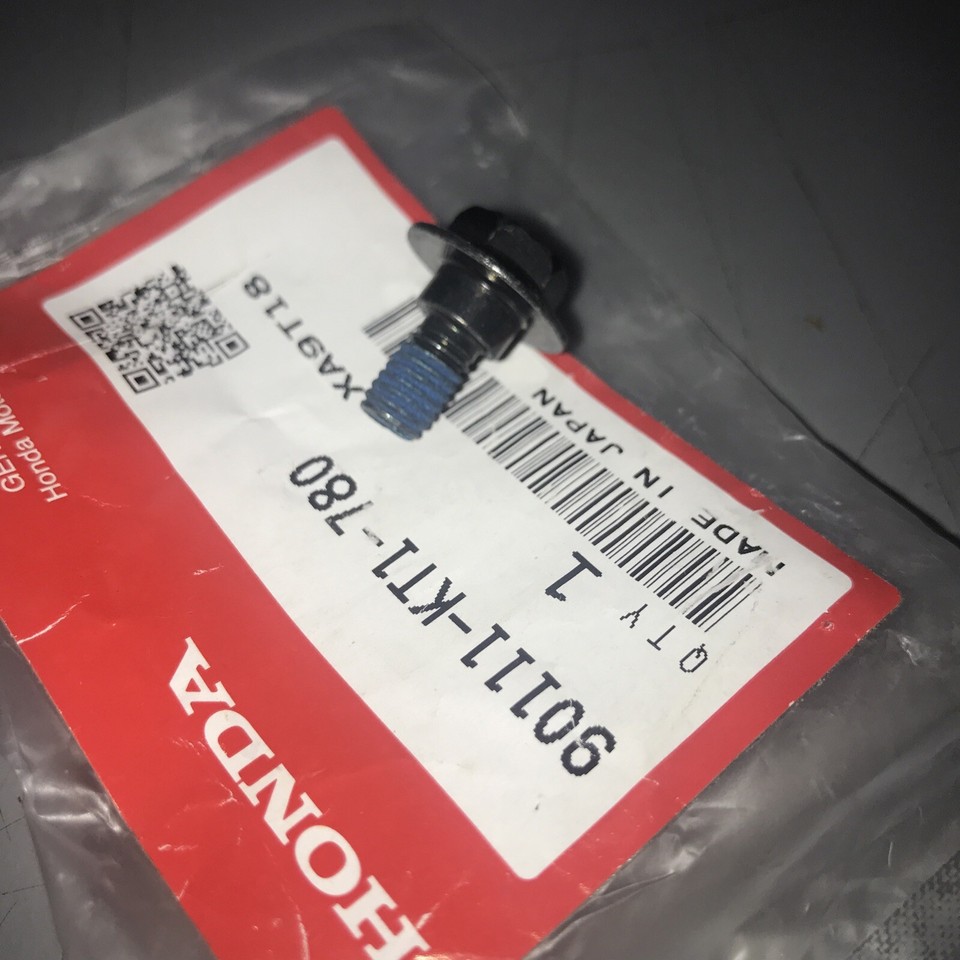 Honda 90111-KT1-780 FLANGE SHOULDER BOLT(6MM) RANCHER FOREMAN PIONEER ...